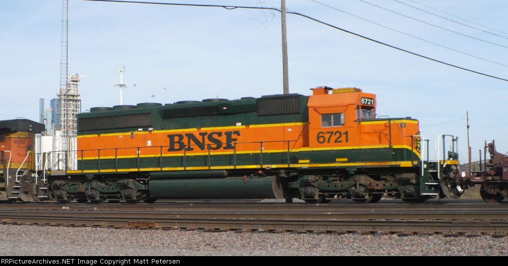 BNSF 6721